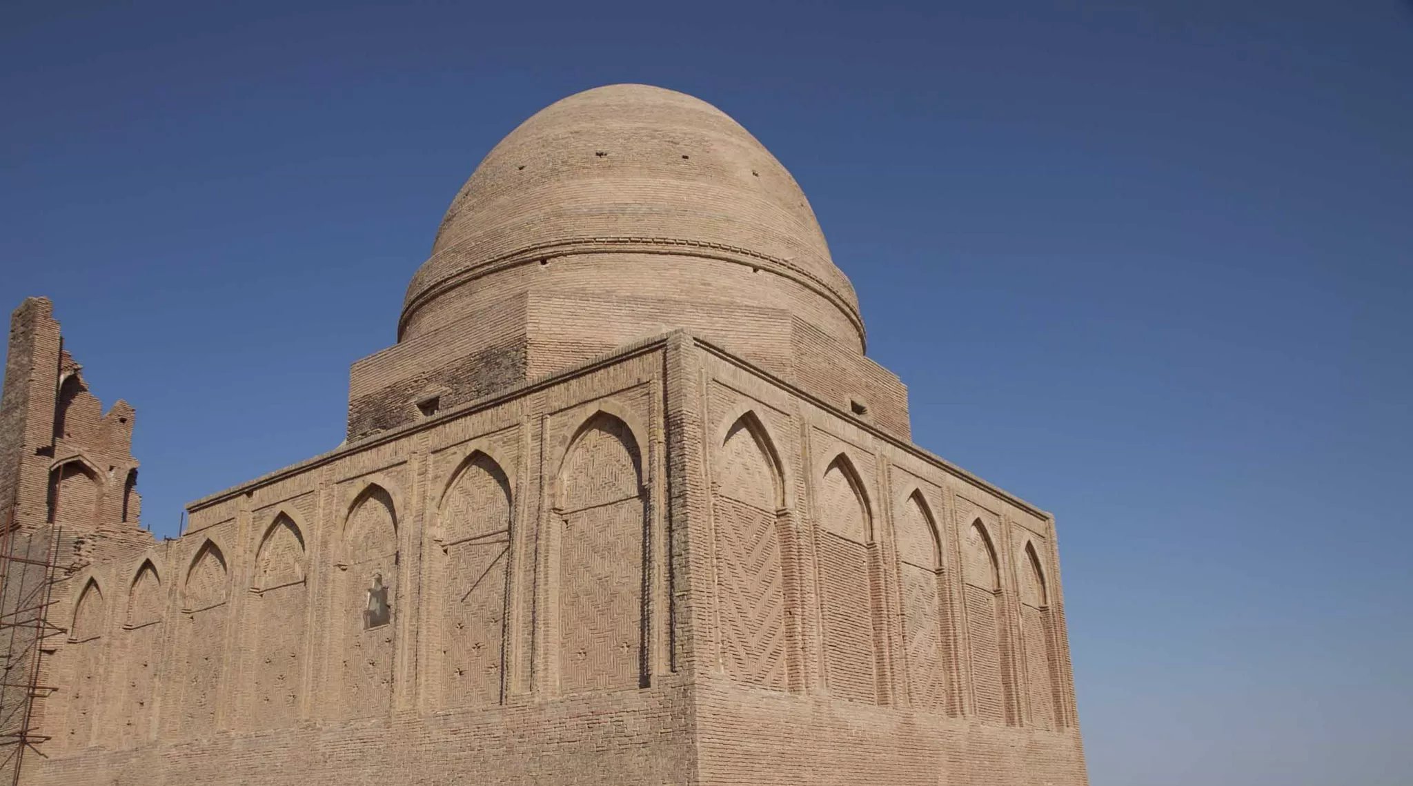 IRAN VIA DELLA SETA - Avventure nel Mondo